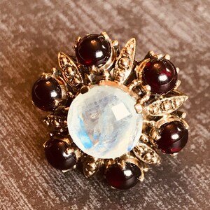 Nicky Butler Moonstone + Garnet Ring Size 9 Flower-shaped Ring Bronze ...