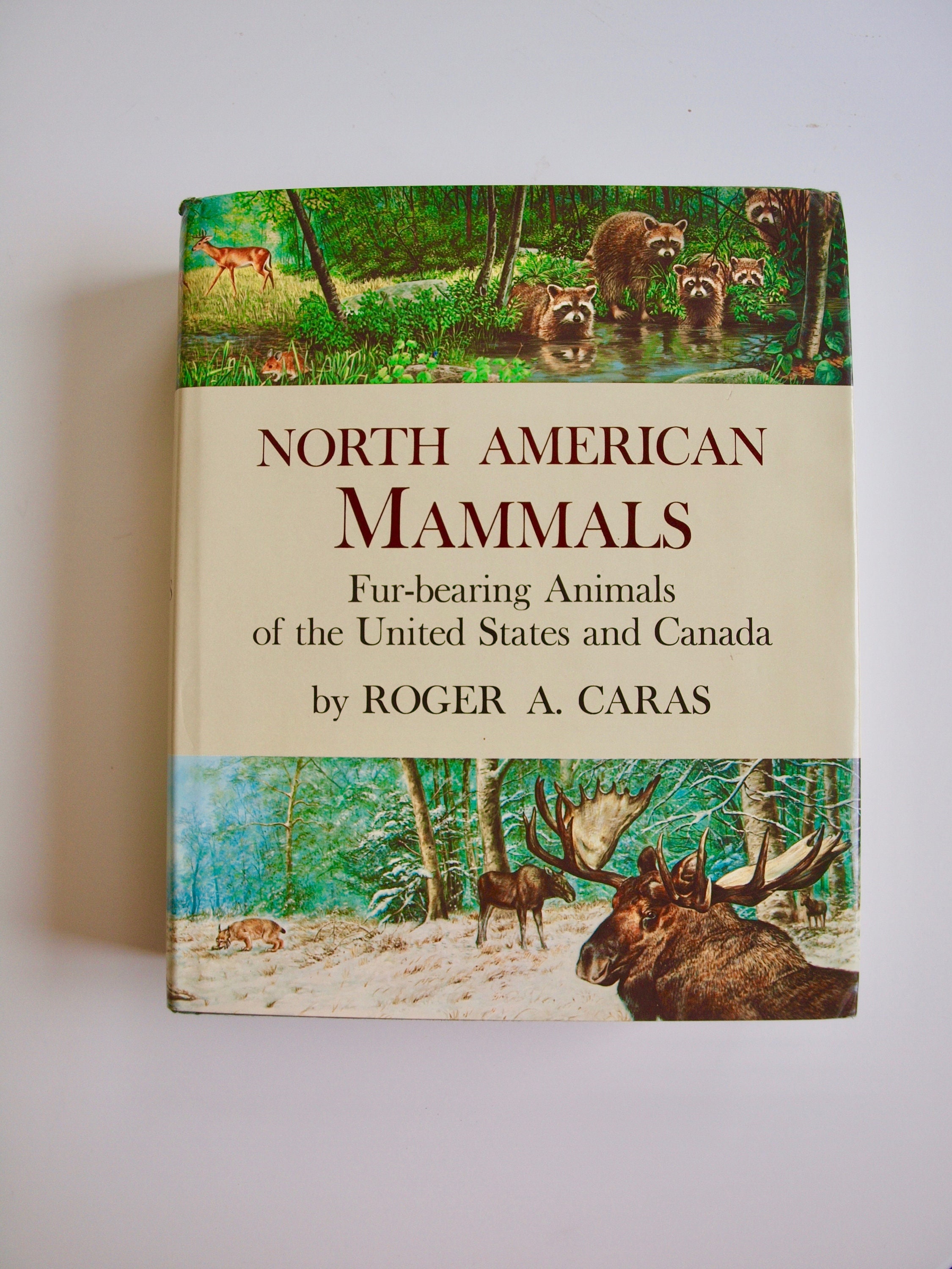 North American Mammals US and Canada Wildlife Reference Guide Roger A ...