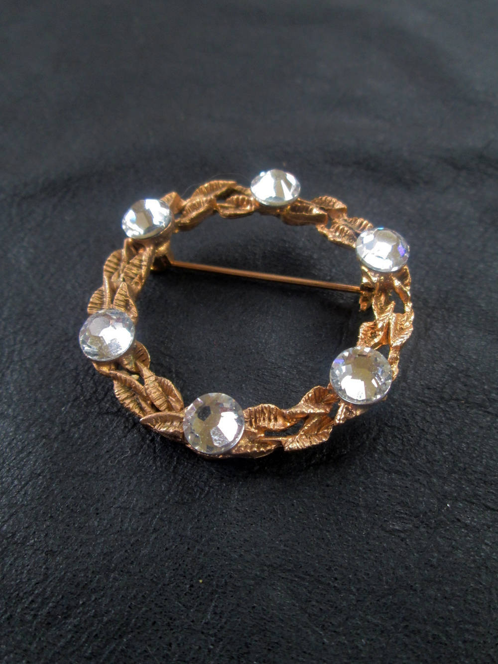 Rhinestone Wreath Brooch, Vintage Ornate Round Gold Tone Broach, 60s - Etsy