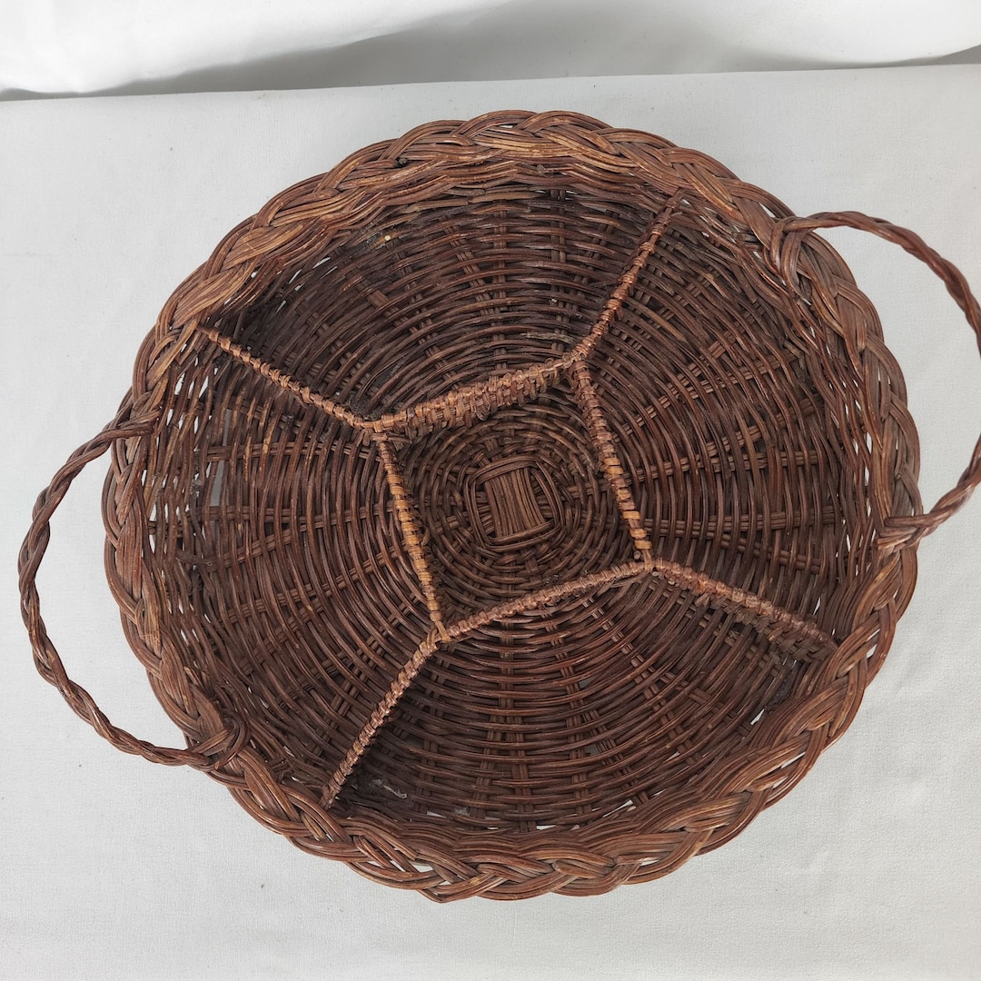 Vintage 60s Round Divided Wicker Tray 5 Section Appetizer Serving ...