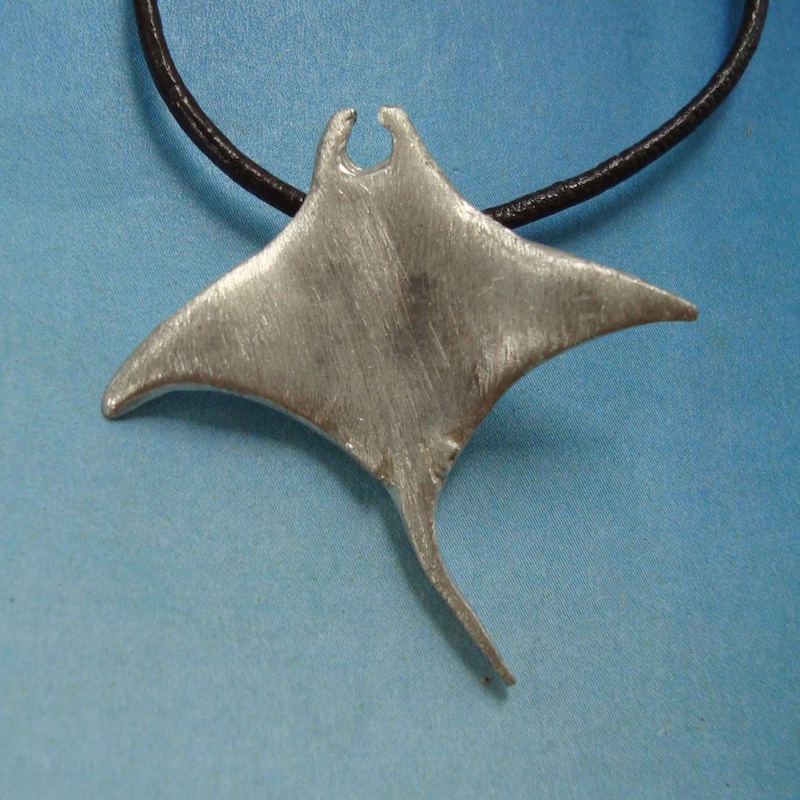Stingray Charm - Etsy