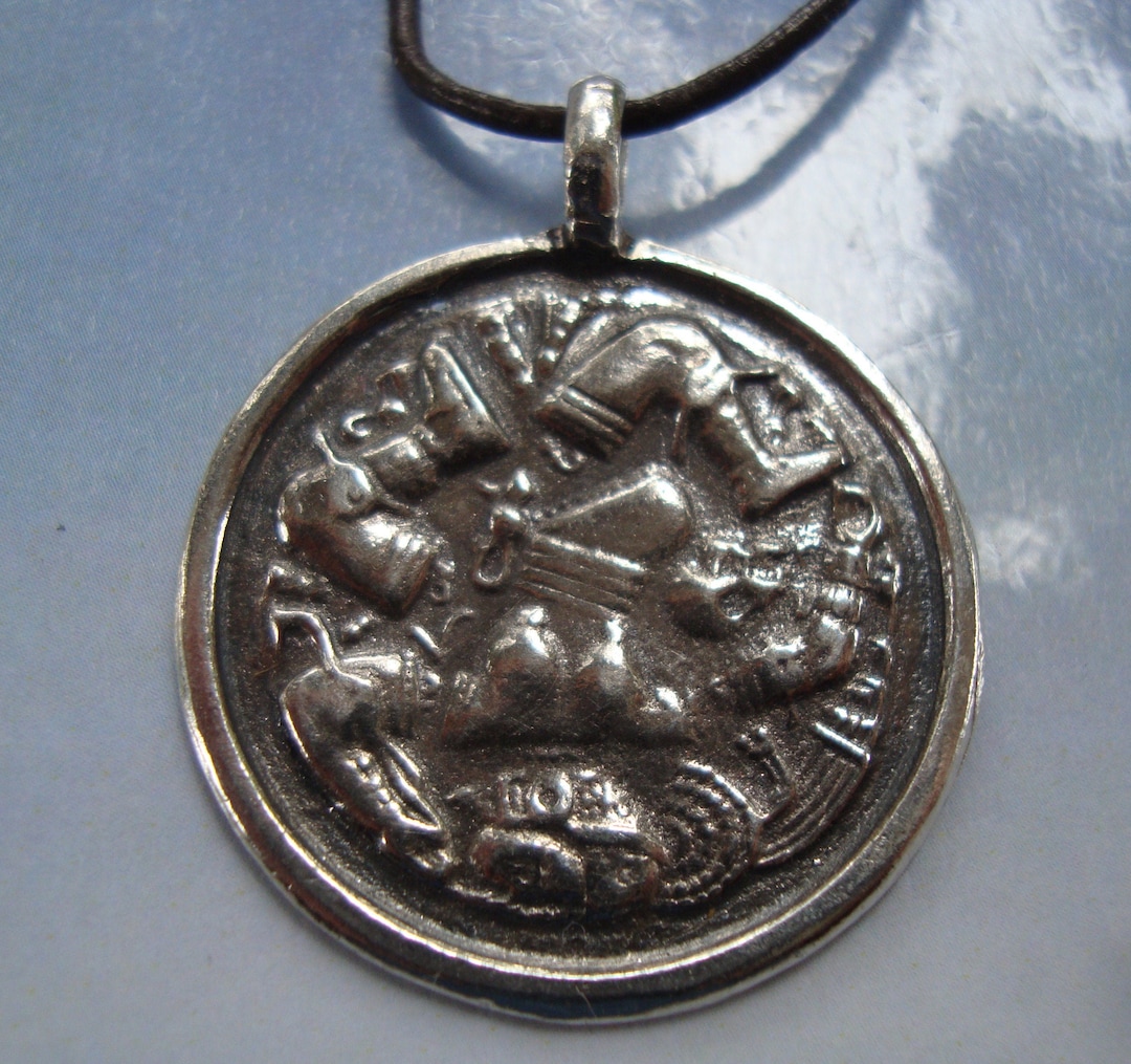 COYOLSAUHQUI PENDANT Aztec Goddess of the Moon, Amulet of Female ...
