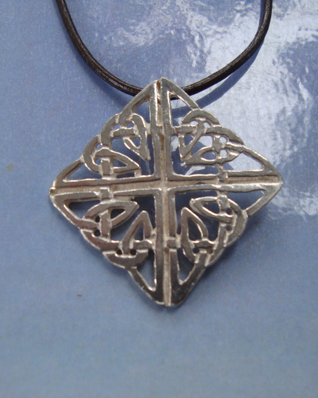 CELTIC KNOT Fionn Finn Square Pendant Charm, Jewel Handmade in Sterling ...