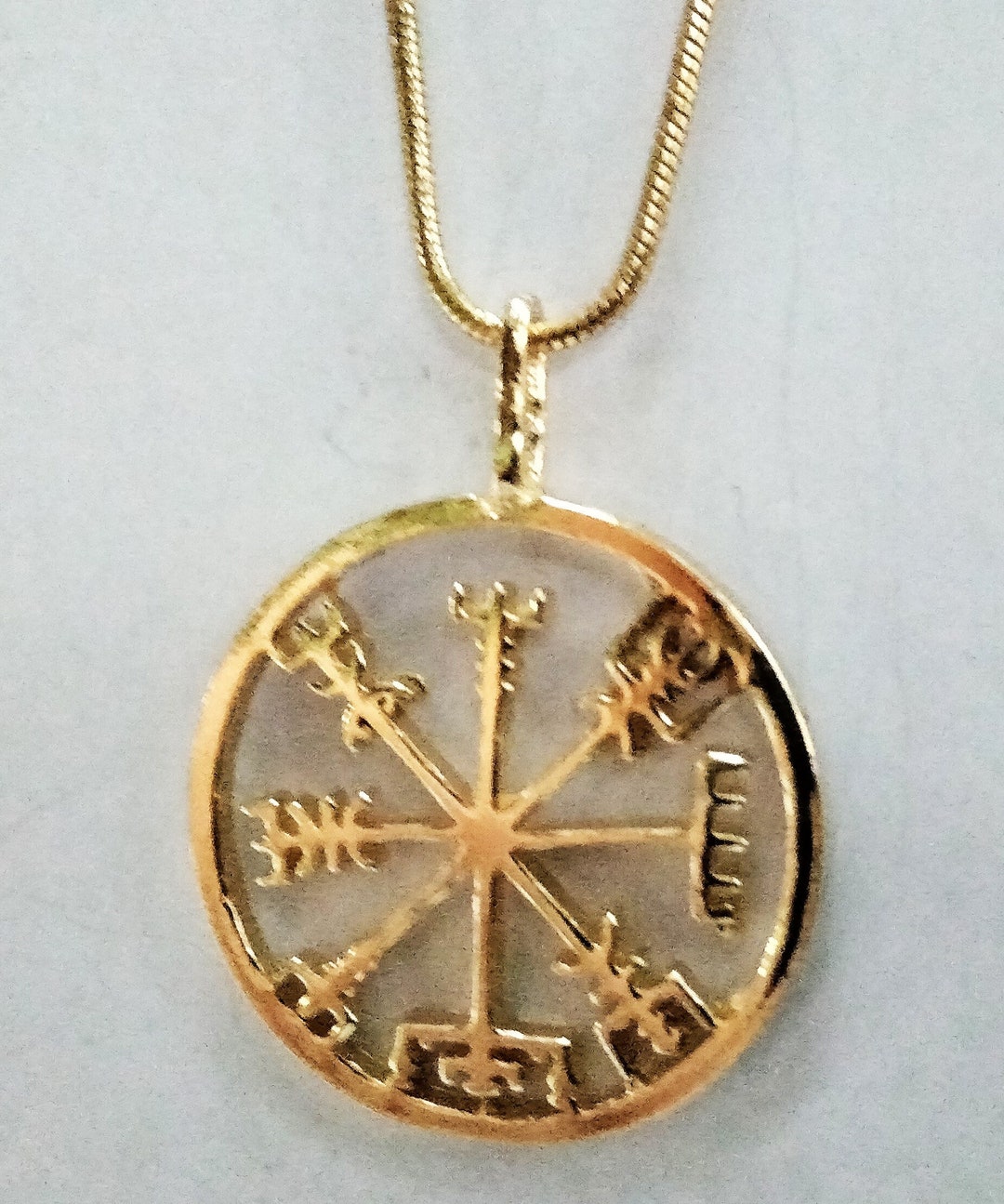 VEGVISIR PENDANT Viking Compass Charm Amulet Gold 9k 14k 18k or Gold ...