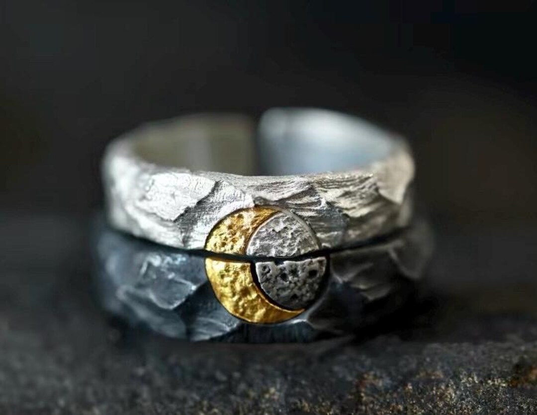 Asahi Yūgure Couple Ring Set, 24K Gold Inlay Sun Moon, Mountain Texture ...