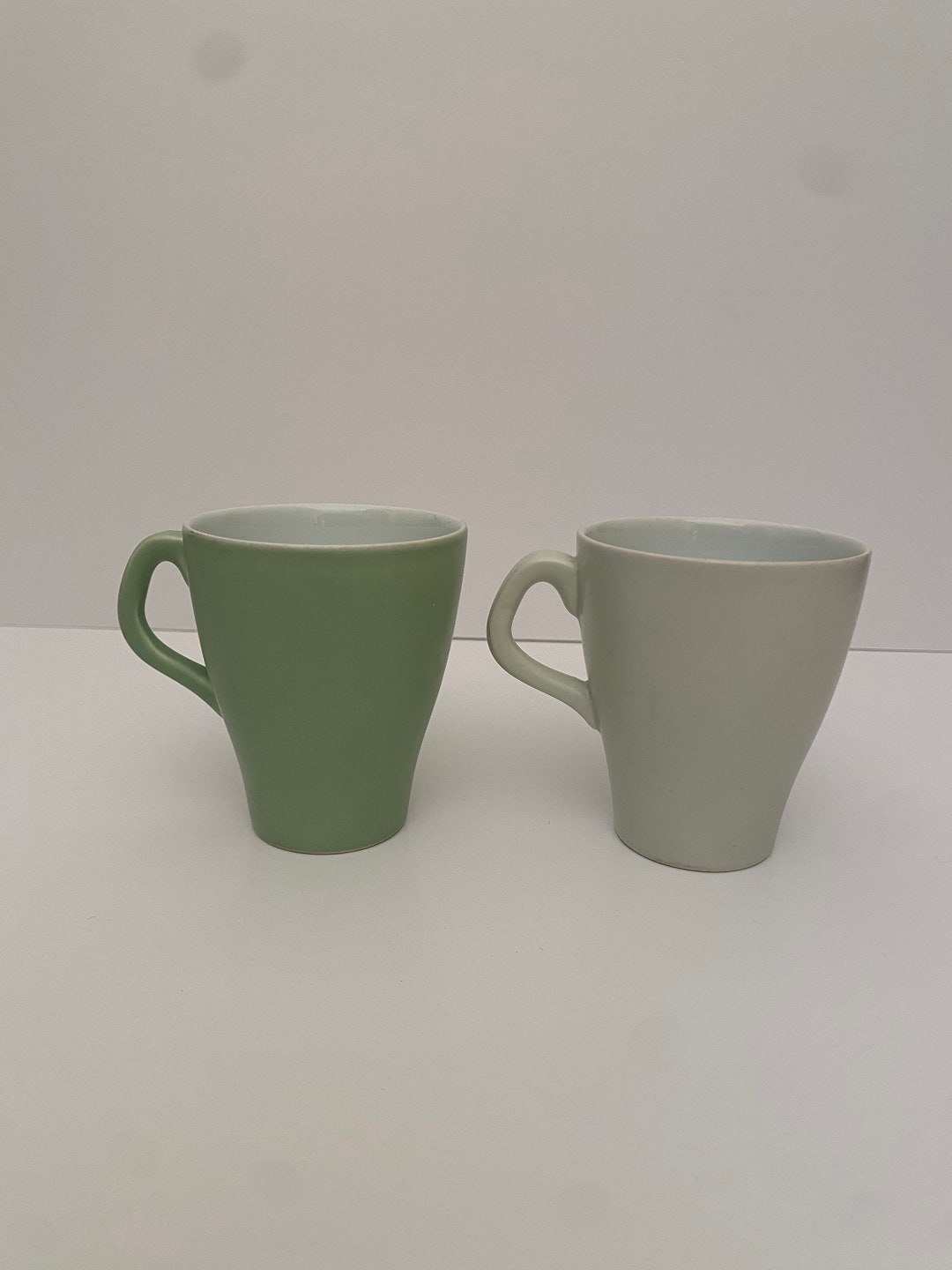 MIDCENTURY PASTEL CUPS - Etsy