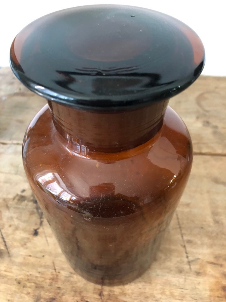 VINTAGE CHEMISTRY POT - Etsy