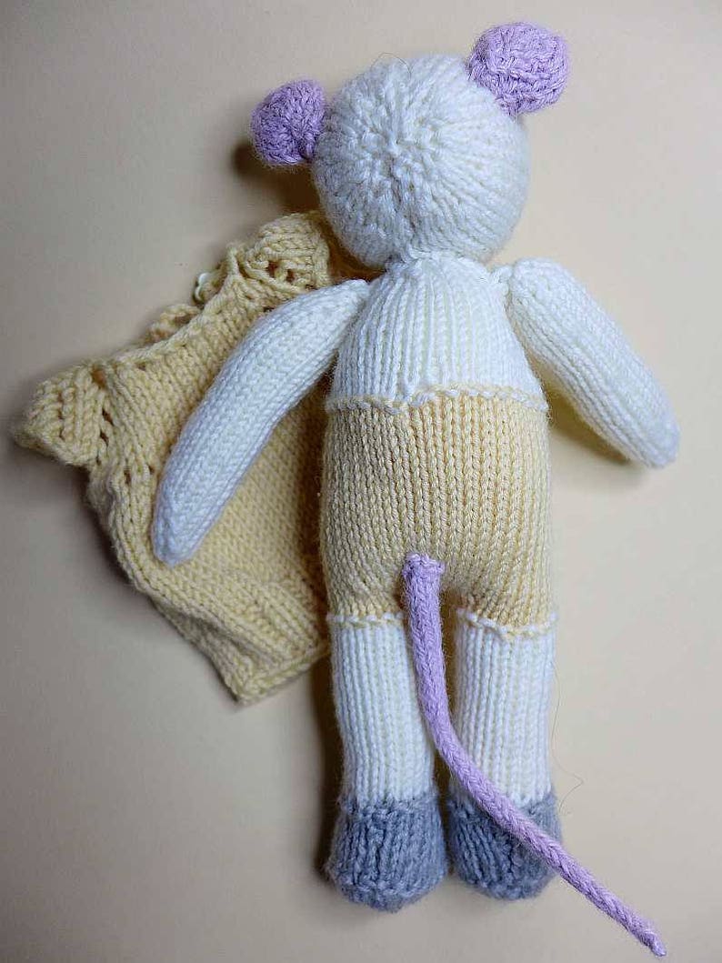 Knitting Pattern for a Soft, Cuddle, Snuggle Mouse (21 Cm) - Etsy