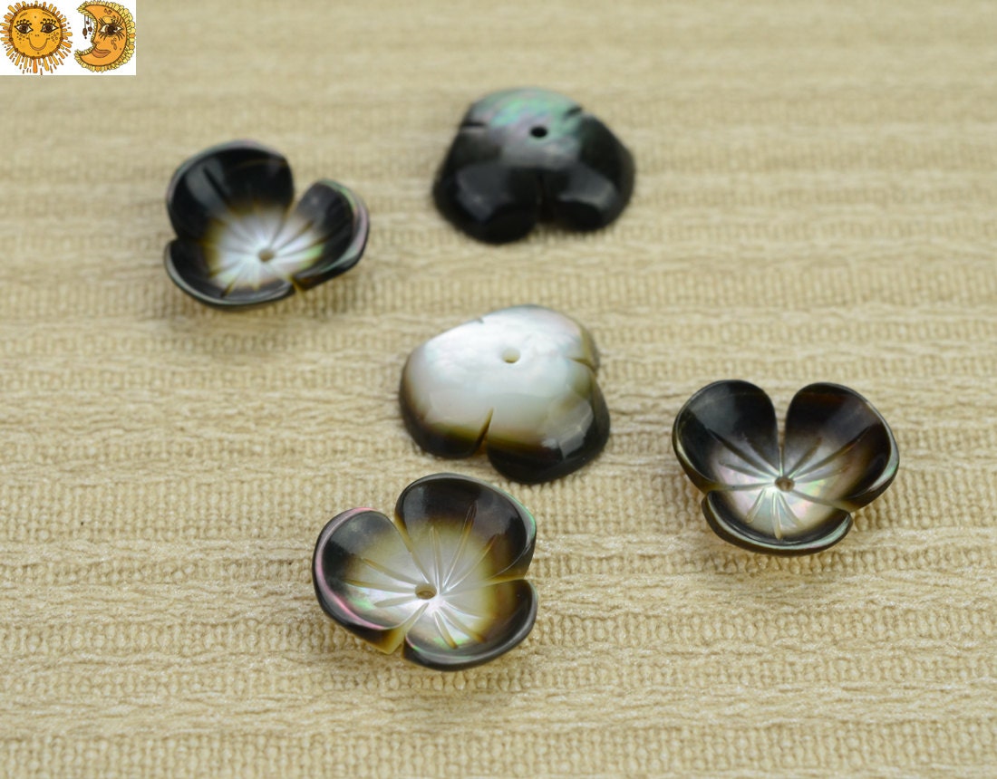 Black Shell10 pcs of natural Black shell carved flower | Etsy