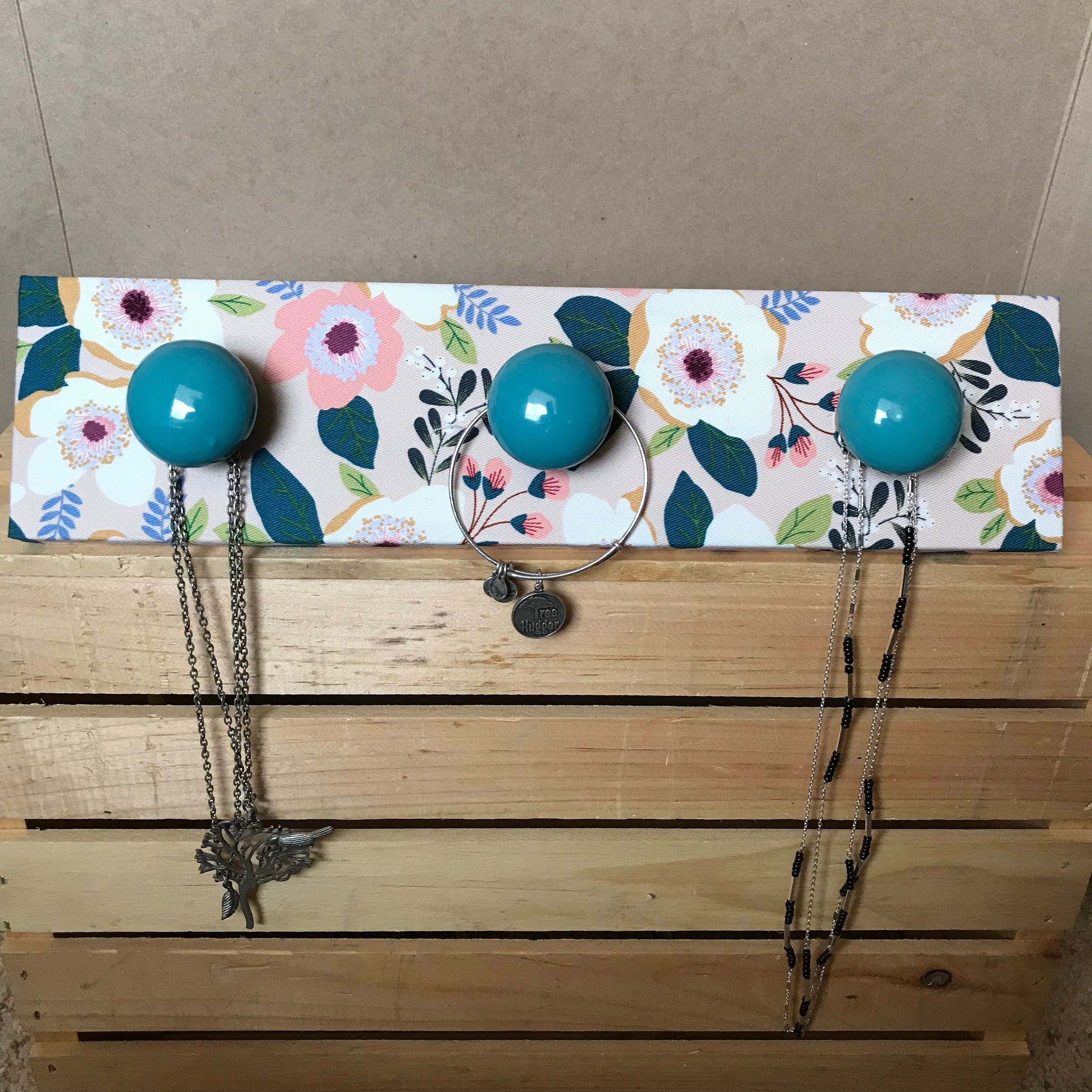 Colgador de joyería y accesorios - Etsy México