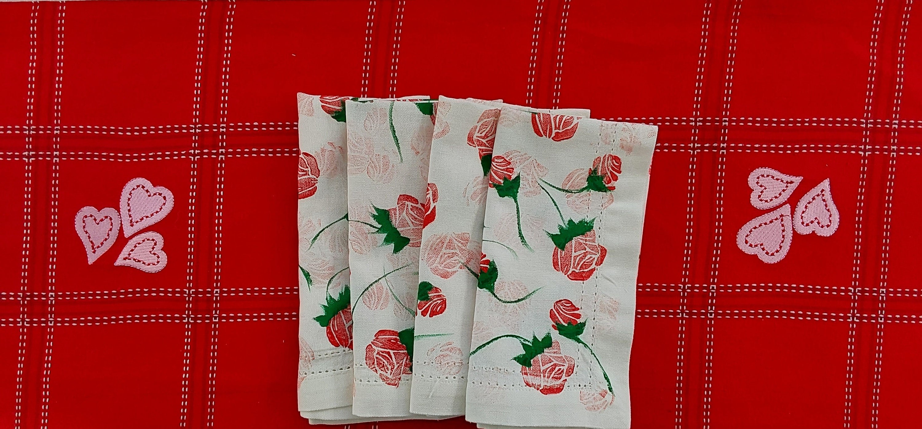 Table Napkins, Romantic Red Roses, Rosebuds Stamped on White Recycled ...