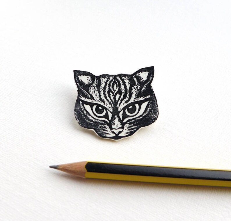 Cat Brooch, Cat Face Pin Badge, Handmade Tabby Cat Badge - Etsy