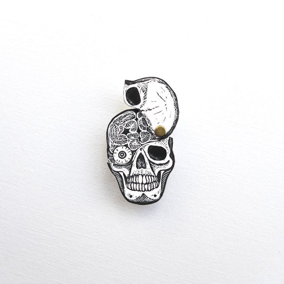 Skull Brooch With Hinged Top Reveals Eyeball and Brain - Etsy