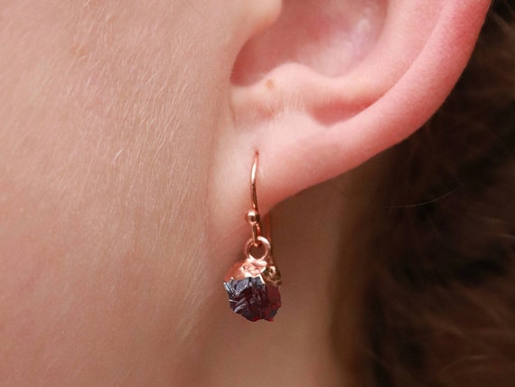 Raw garnet earrings store