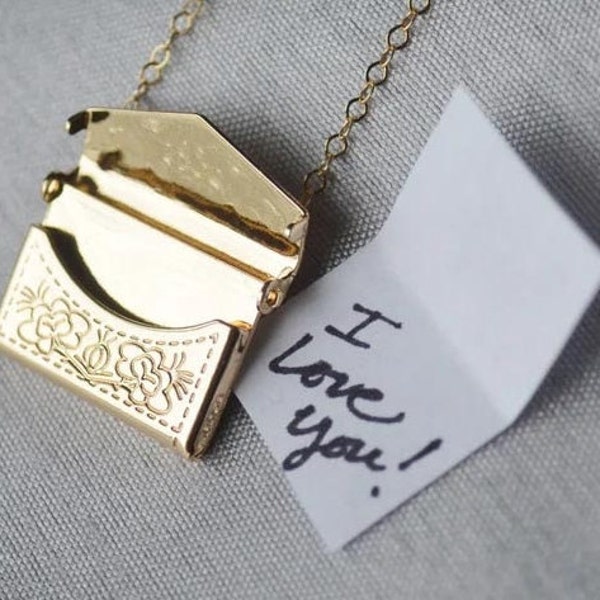 Locket Gift - 60+ Gift Ideas for 2024