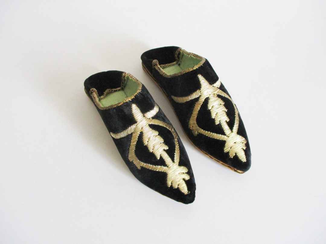 Antique Velvet Folk Art Clogs Shoes for Children 1950s Vintage Handmade ...