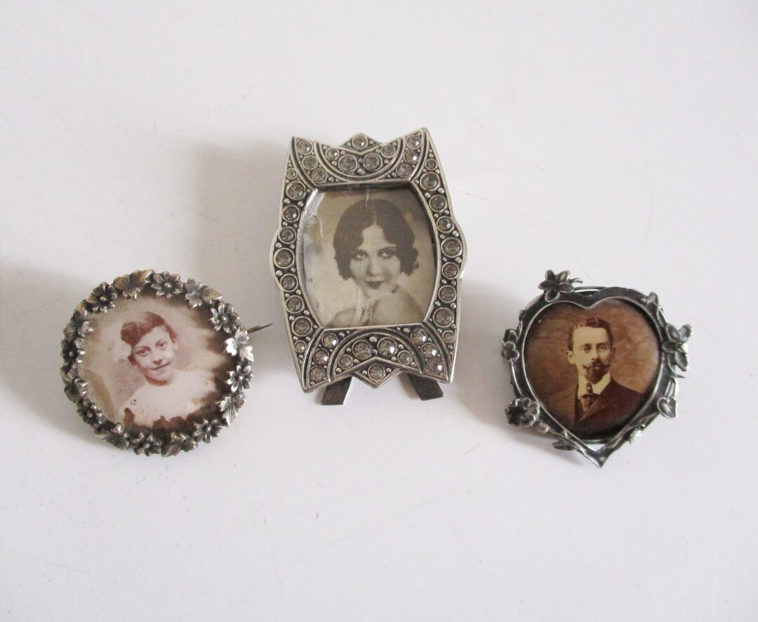 3 Antique French Brooch and Frame 1900s Metal Jewel Vintage - Etsy
