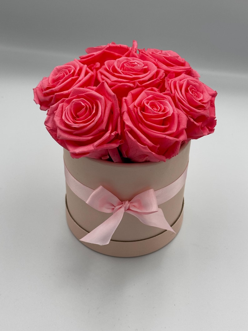 Preserved Roses Round Box, Eternal Real Roses, Romantic Home Decor Gift ...