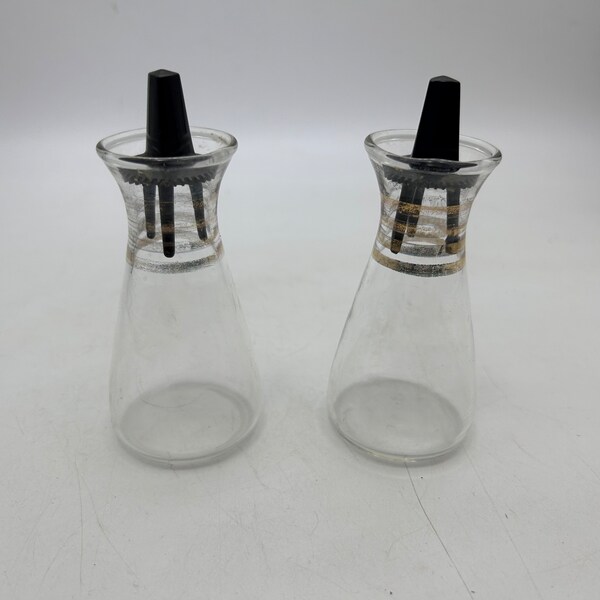 Pyrex Salt and Pepper Shakers - Etsy