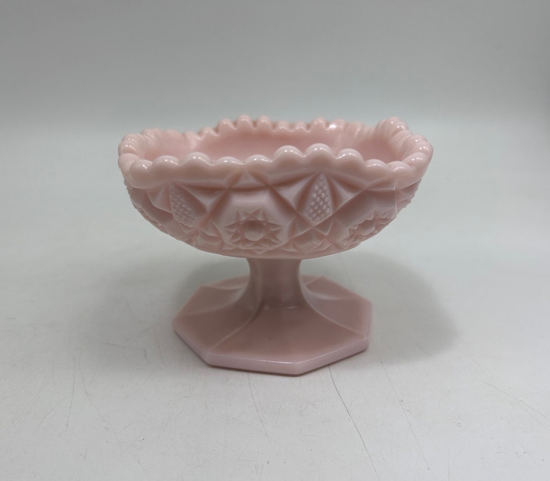 Vintage Fostoria Winburn peach Pink Milk Glass Candy Dish: 3.5 Inches ...