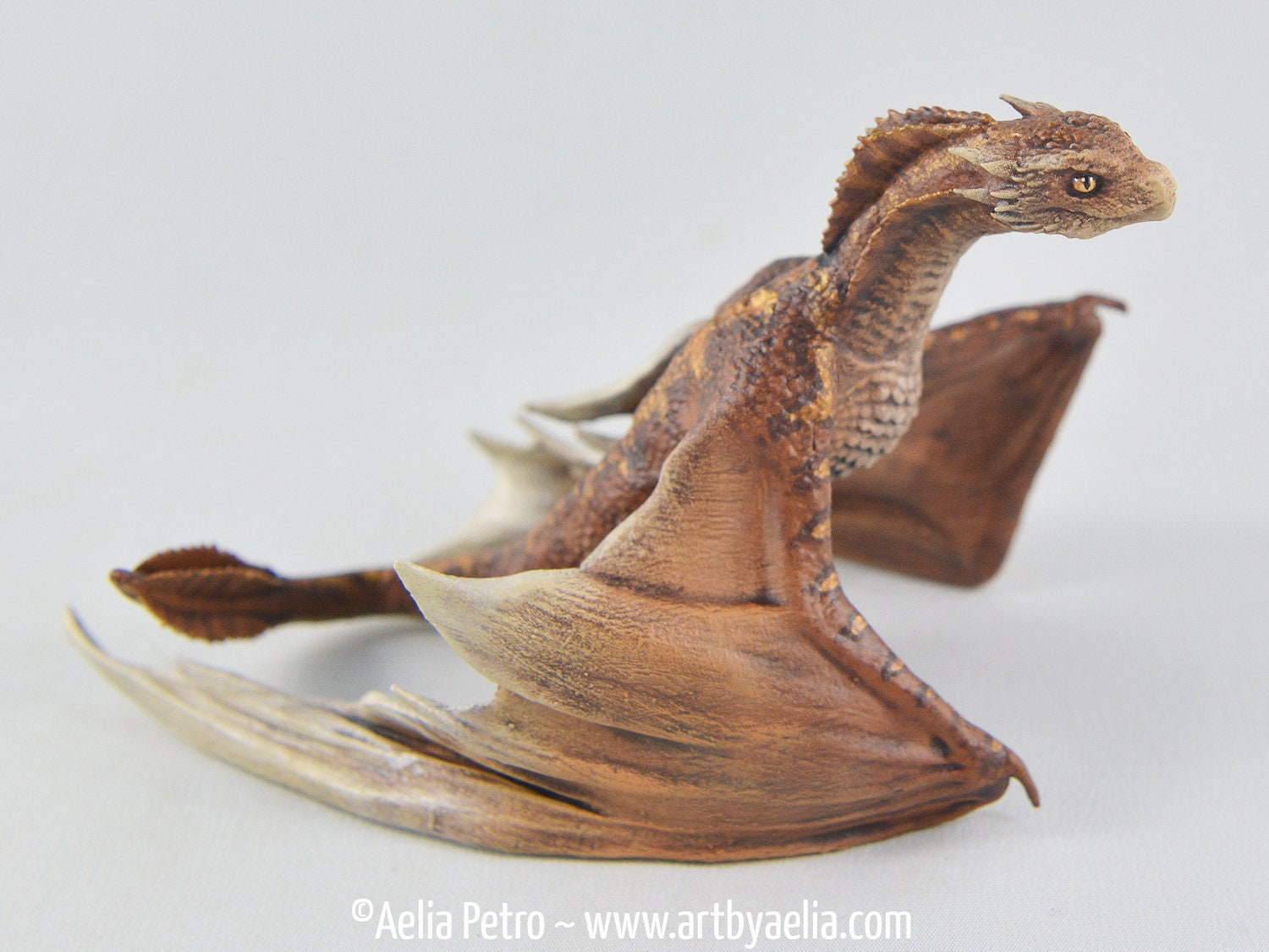 Realistic Baby Dragon Replica Cream and Gold In Stock and - Etsy 日本