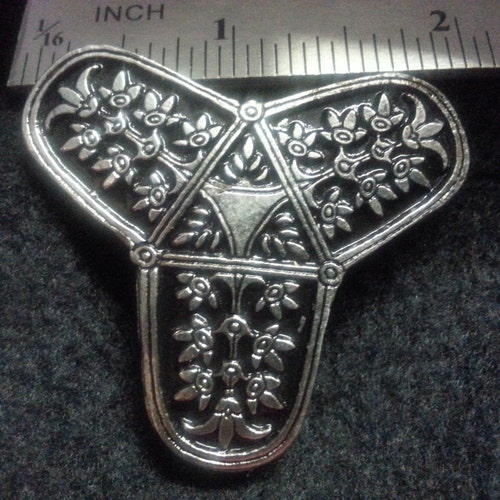 Trefoil Brooch Trilobe Viking SCA LARP Shawl Pin - Etsy