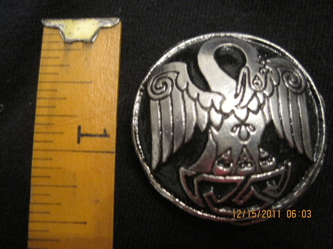 Medium Pewter Disk Broach With S.C.A. Pelican - Etsy