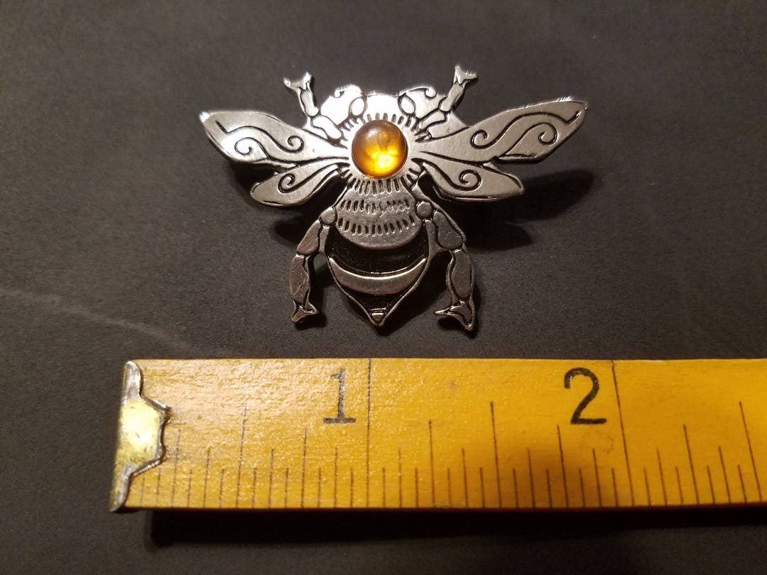 Celtic Bee With Stone ( Amber ) - Etsy