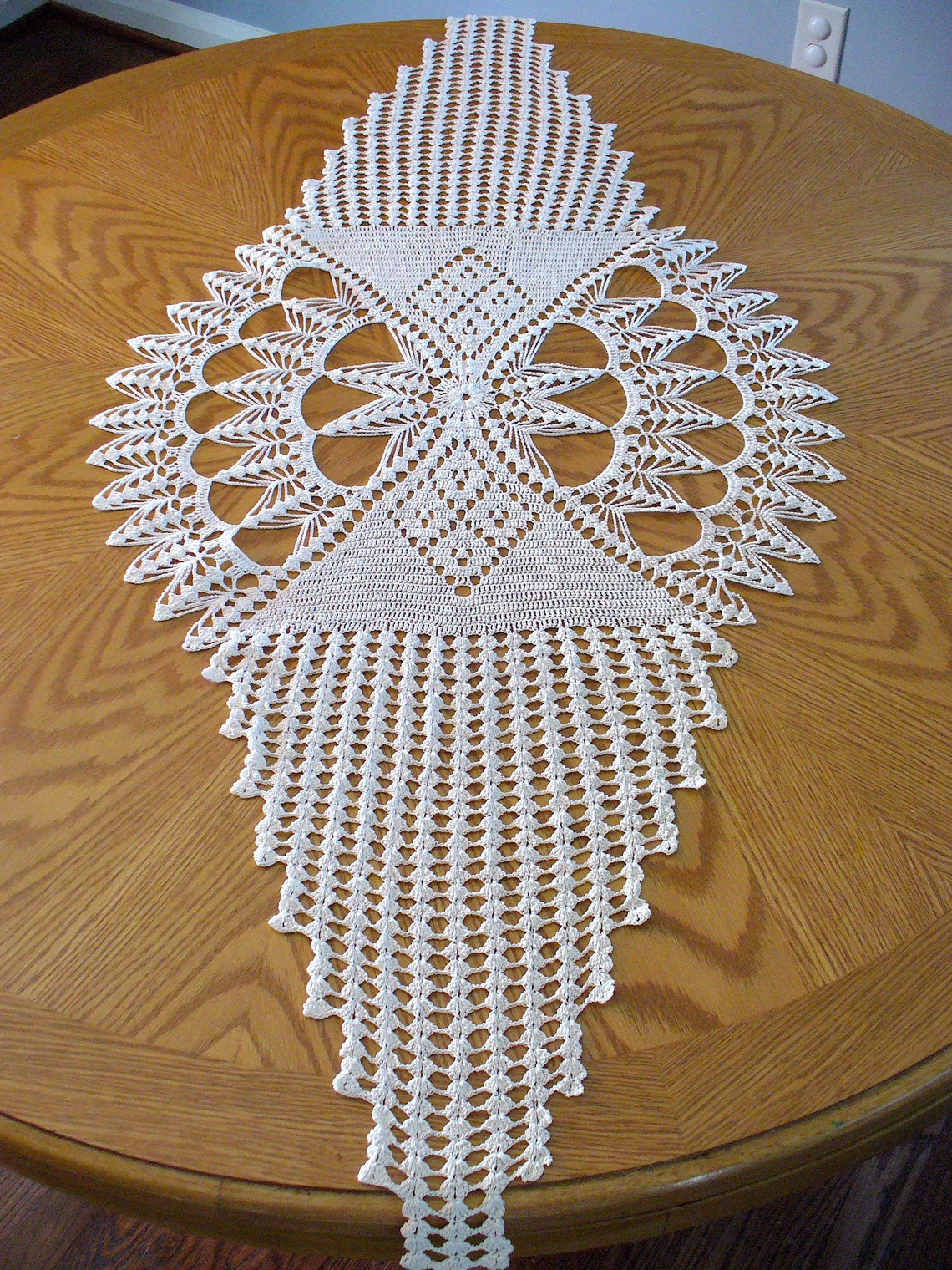 Handmade White Long Crochet Table Runner: Banksia Rose - Etsy