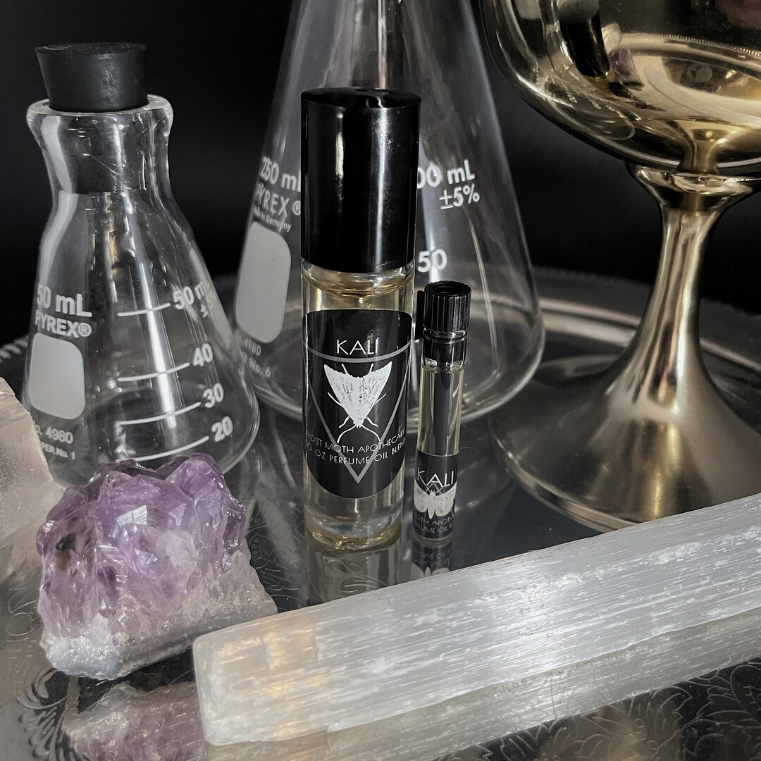 KALI Hibiscus, Incense Smoke, Cardamom, Saffron, Patchouli & Spiced ...