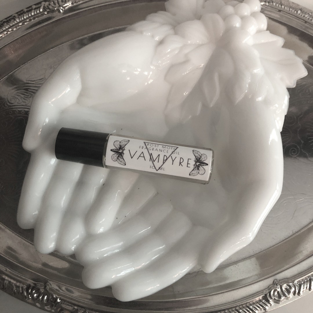 VAMPYRE | Teakwood, Myrrh, & Grave Dirt Perfume Oil, Halloween Gift ...