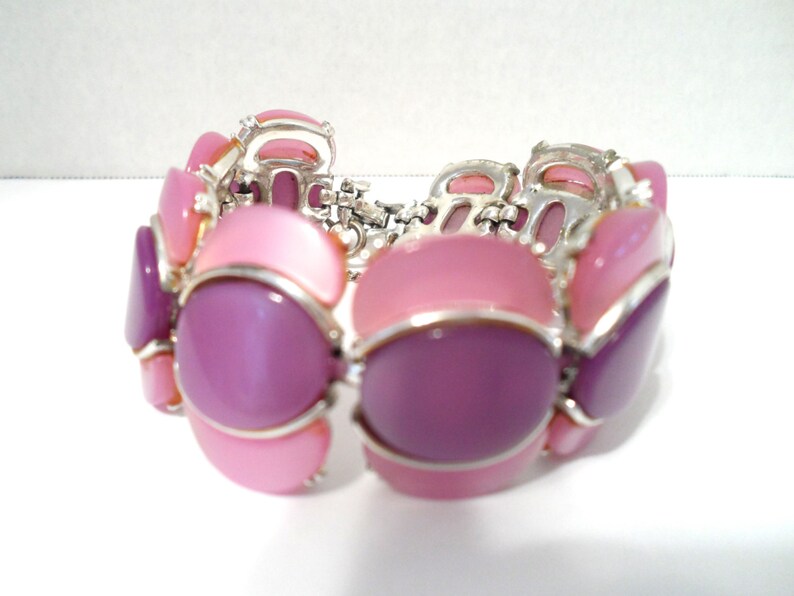 1960s Mod Moonstone Purple & Pink Lucite Bracelet Vintage Lucite ...