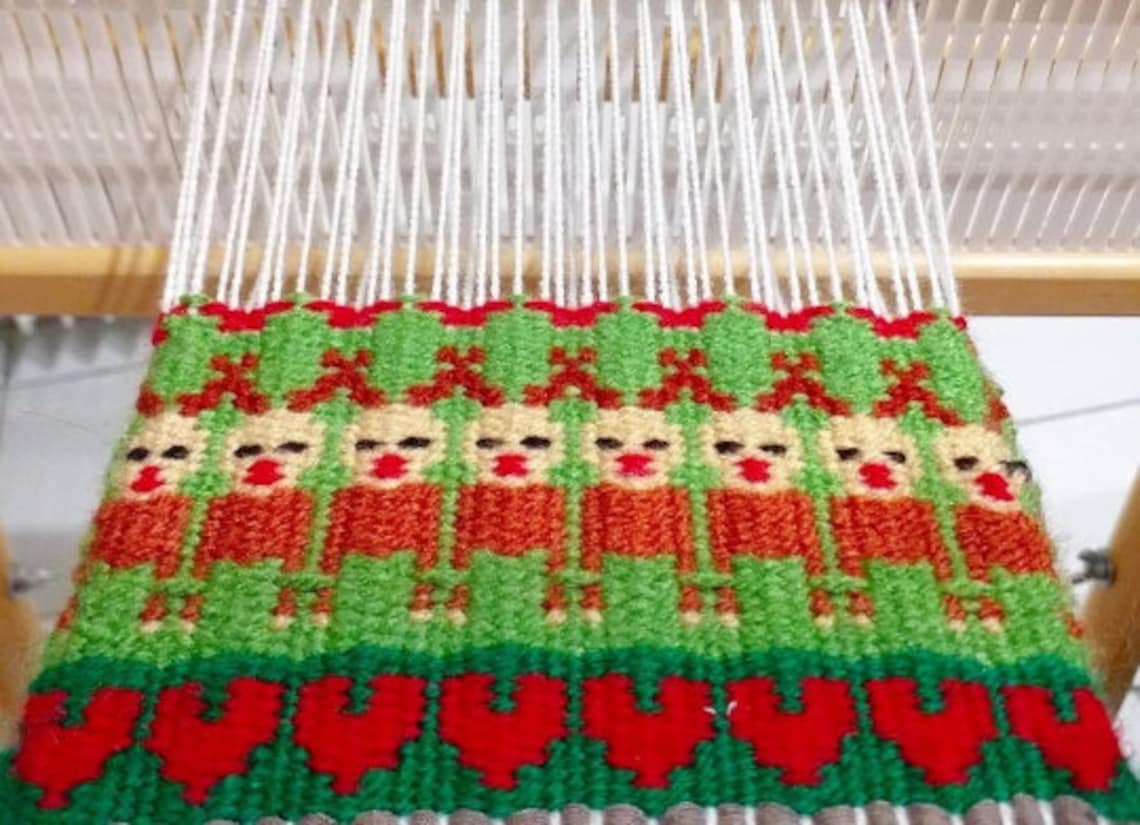 Krokbragd on a 4-shaft Loom - 26 Christmas Patterns and Mirrored ...