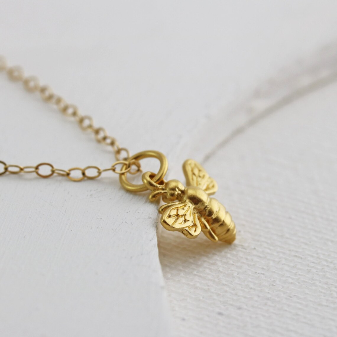 Gold Bee Necklace Gold Honey Bee Necklace Bee Keeper - Etsy