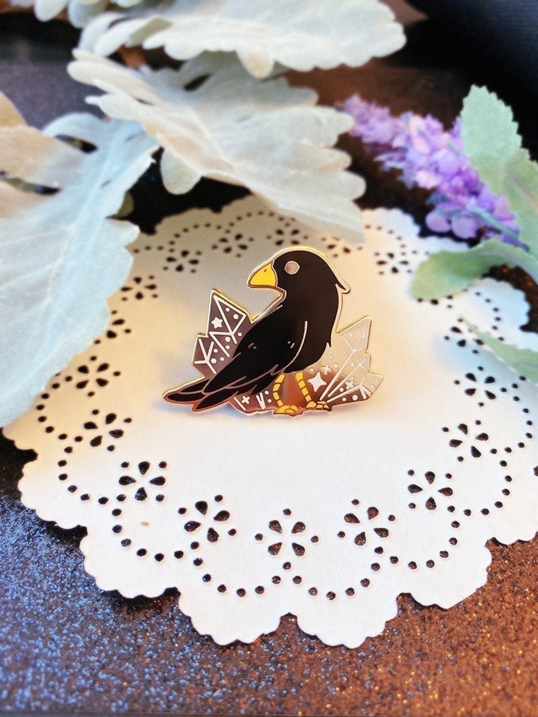 Raven Familiar Hard Enamel Pin - Etsy
