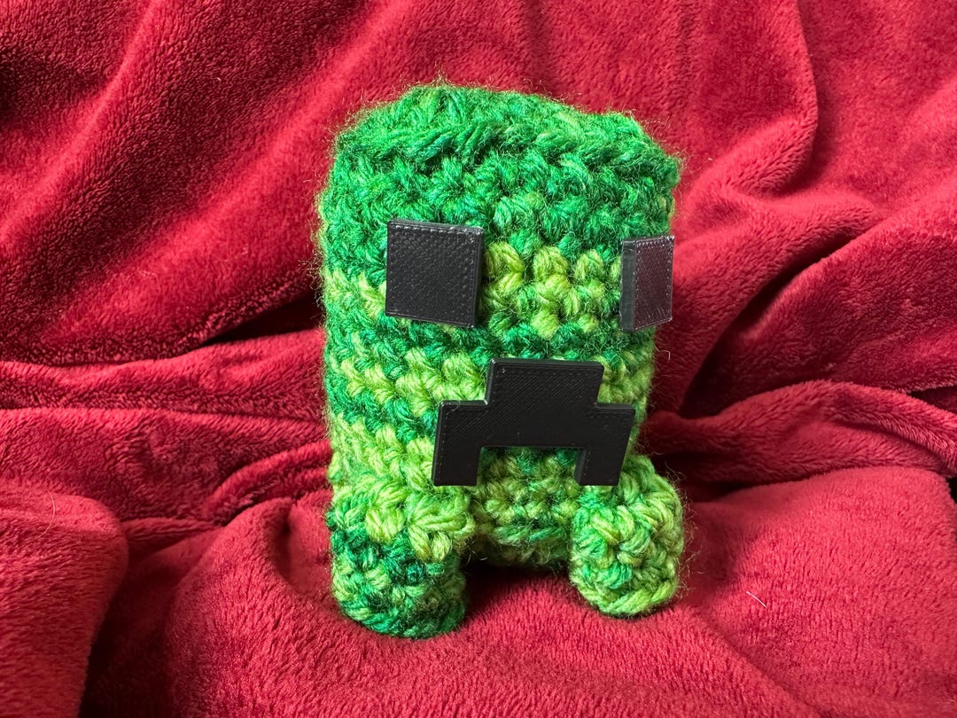 Minecraft Creeper Amigurumi Crochet Plushie - Ready Made to Ship! - Etsy