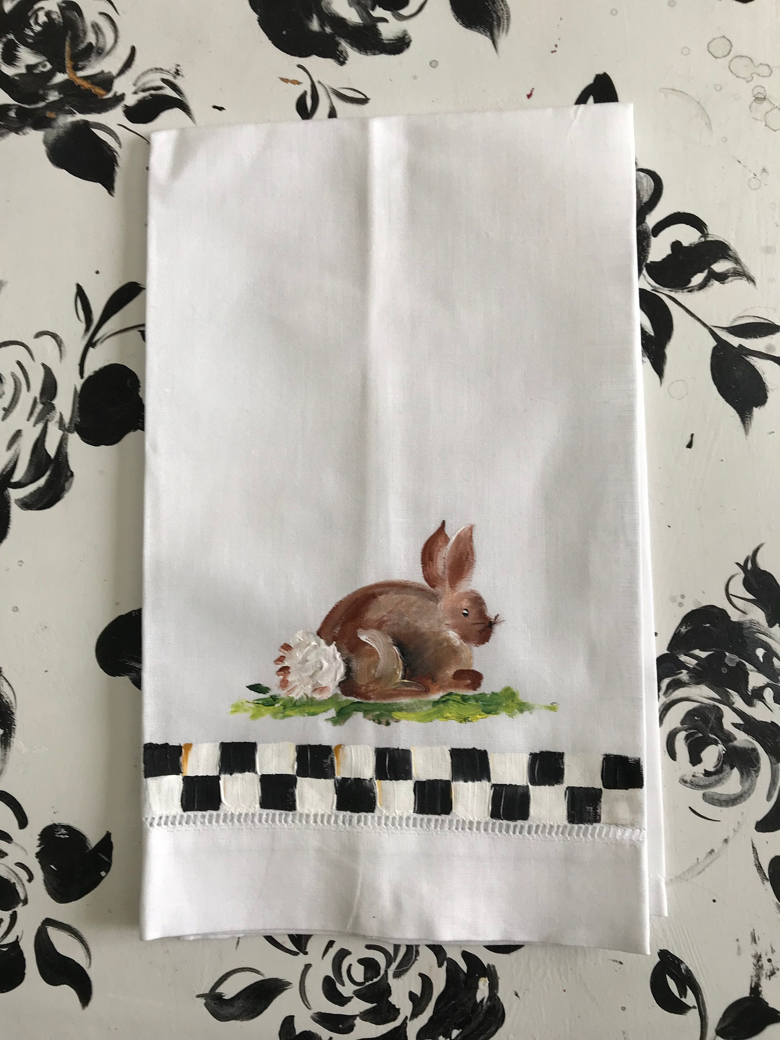 Hand Painted Guest Towel/ Easter Bunny With Checks/ Spring Tulips - Etsy