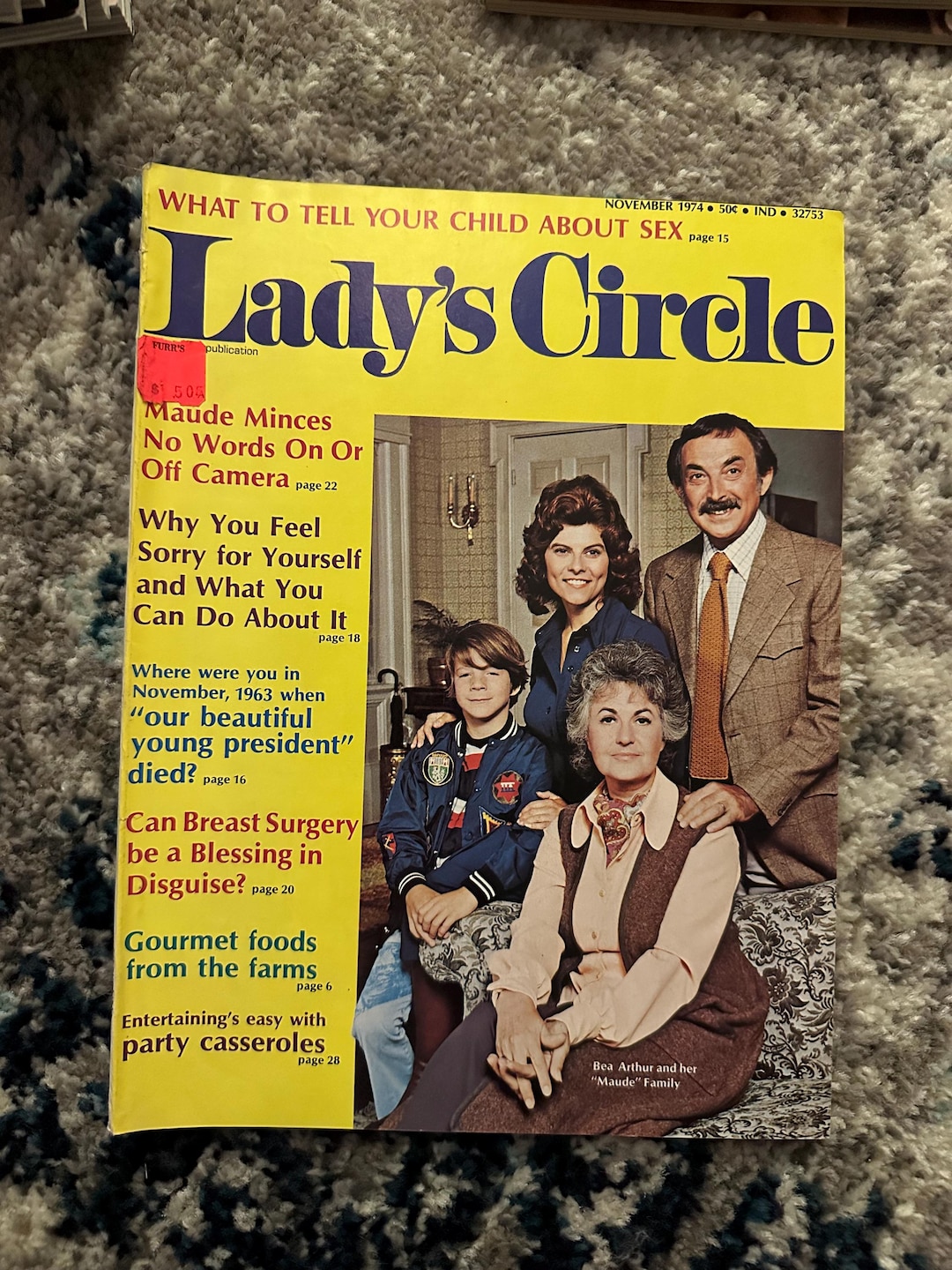 Lady's Circle Magazine | November 1974 With Bea Arthur and Adrienne ...