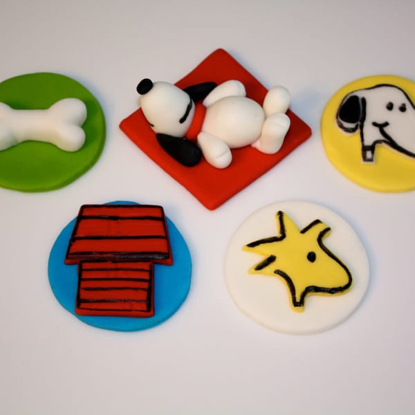 Snoopy Cupcake Toppers - Etsy