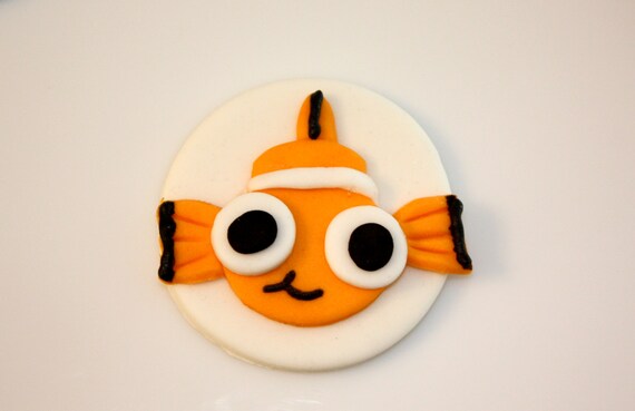 CLOWN FISH / Fondant Cupcake and Cookie Toppers 1 Dozen - Etsy