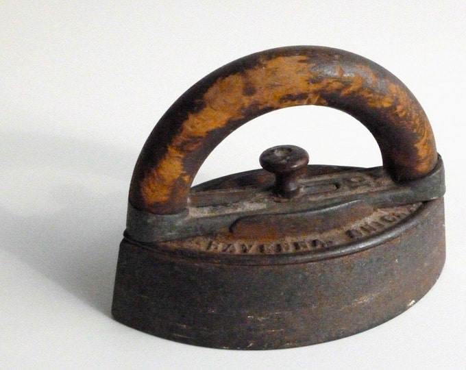 Antique Sad Iron Detachable Wood Handle A C Williams Co Havenna Ohio ...