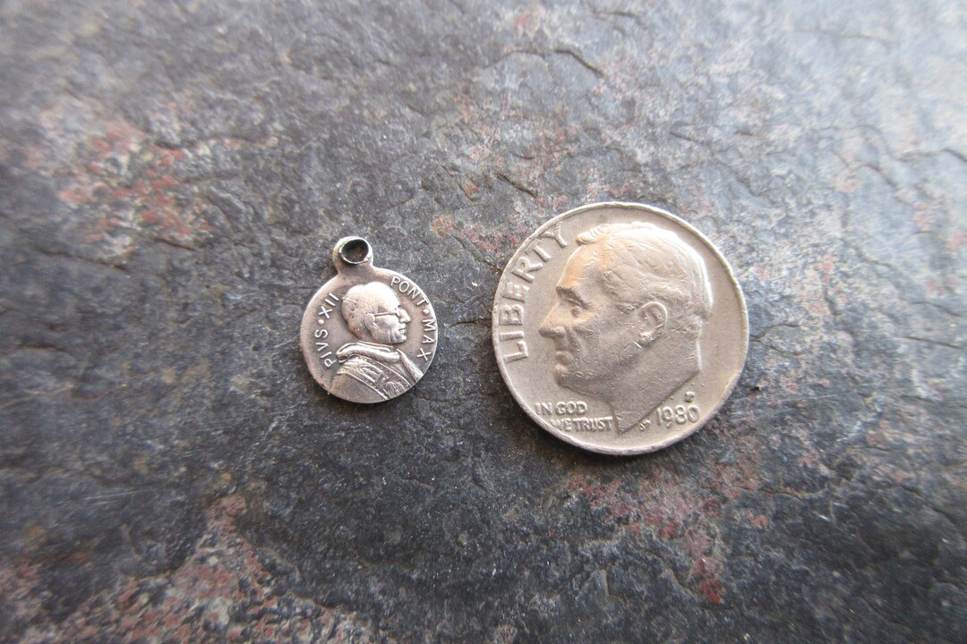Pope Pius XII 1950 Vintage Italian Medal Small 10mm Round Silver Tone Catholic Pendant 2 Sided ...