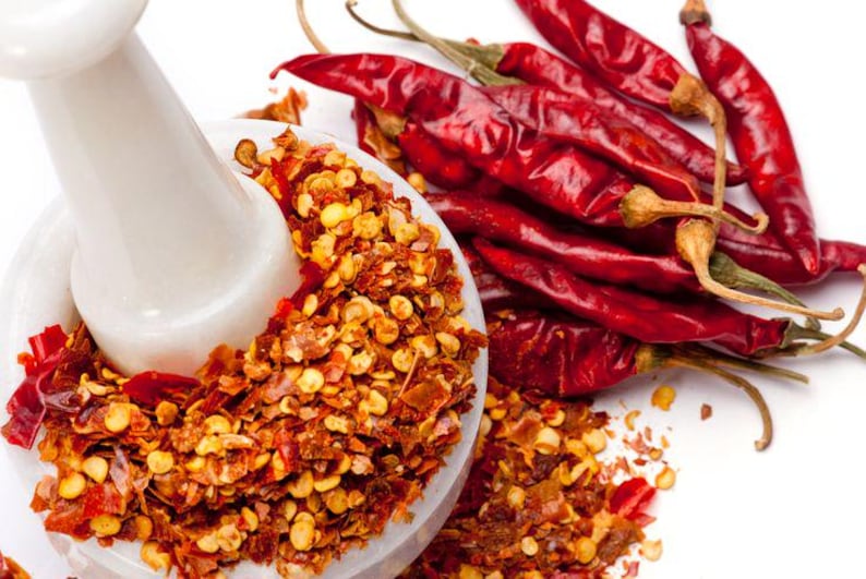 Velora Crushed Red Chilli Flakes | Organic Cooking Seasoning, Pantry ...