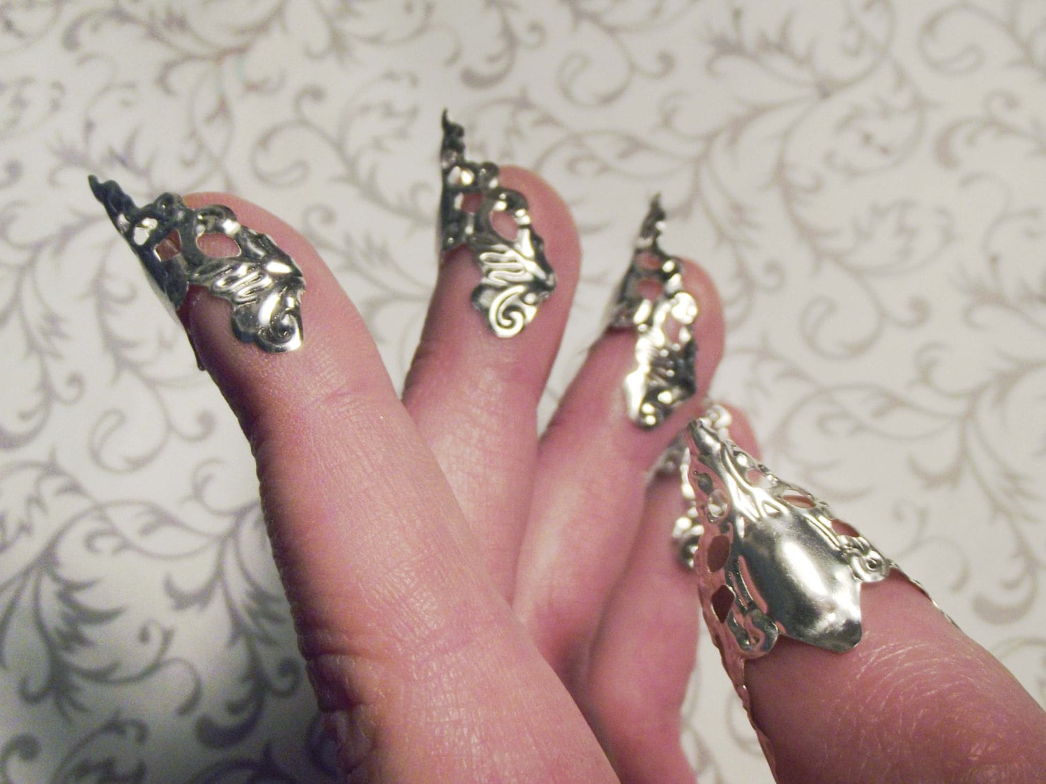 Silver Banshee Nail Armor // Set of 5 - Etsy