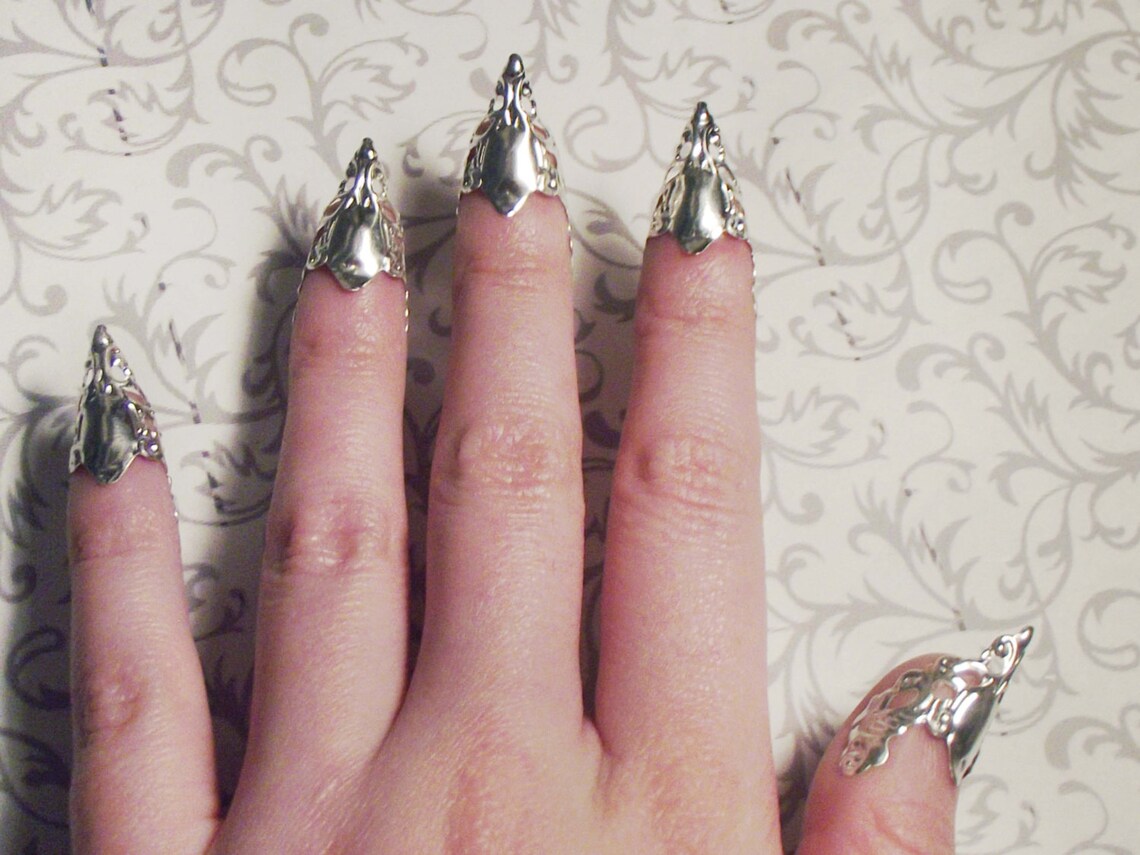 Silver Banshee Nail Armor // Set of 5 - Etsy