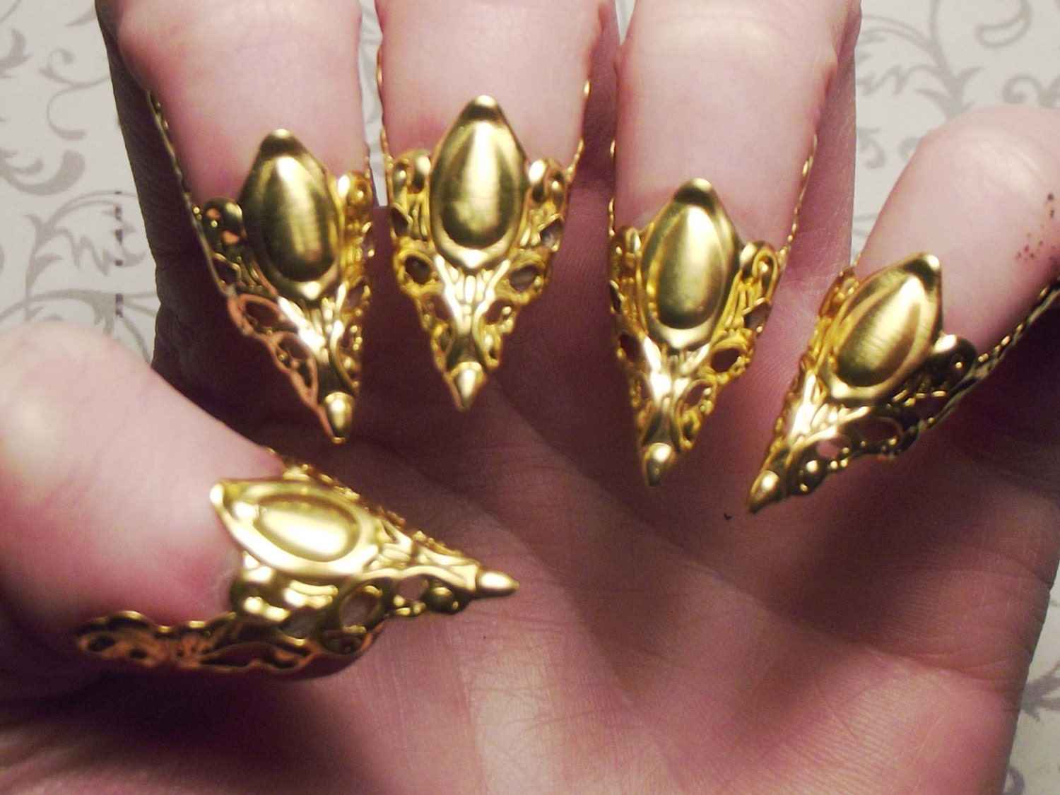 Gold or Bronze Banshee Nail Armor // Set of 5 - Etsy