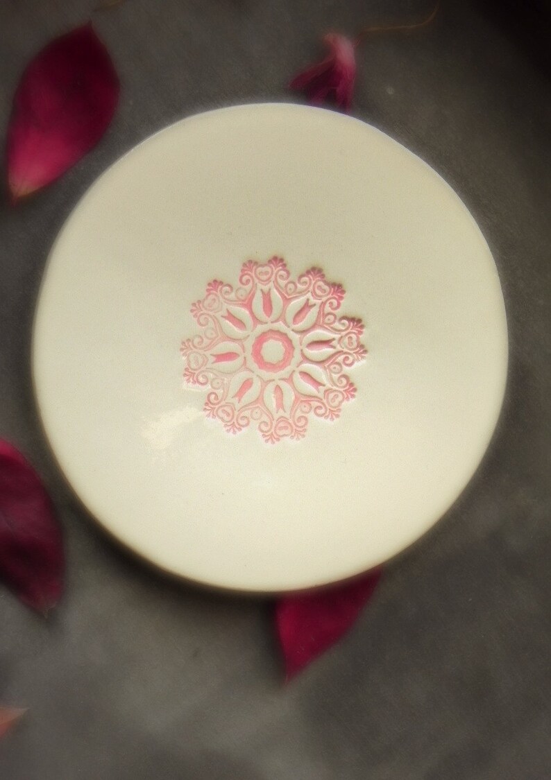 Ring Holder Lace Ceramic Ring Dish Pink Flower Round Plate - Etsy