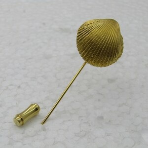 Vintage Trifari Shell Stick Pin, Gold Tone, 2.5", 1970's - Etsy
