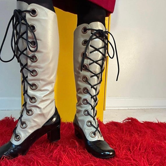 1960s 70s vintage French lace up gogo boots 9.5 two t… - Gem