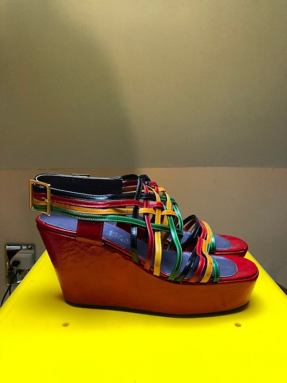 1970s vintage rainbow platform wedges sandals by Shoe… - Gem